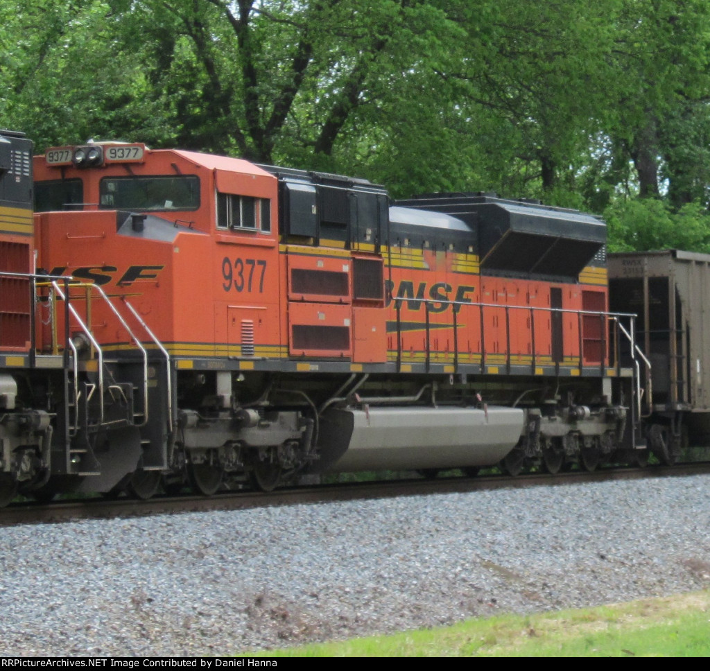 BNSF 9377